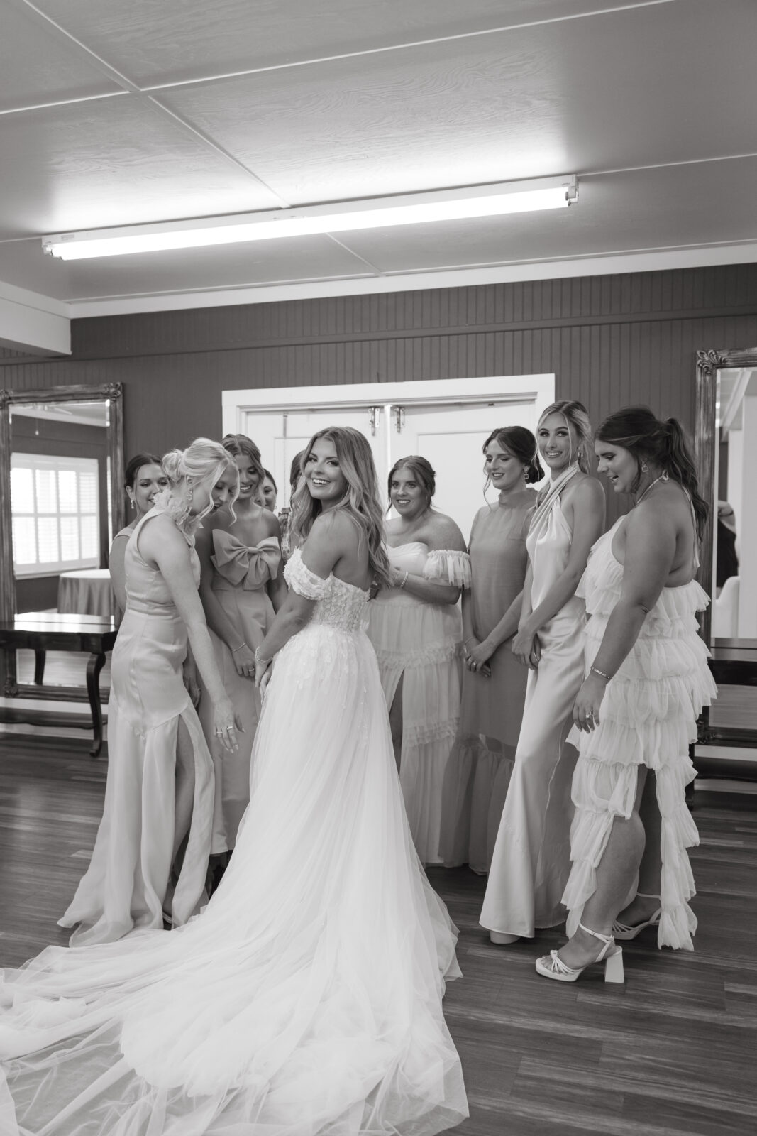Pink Perfection – Walnut Hill Farm Wedding || Kendall & Devin ...