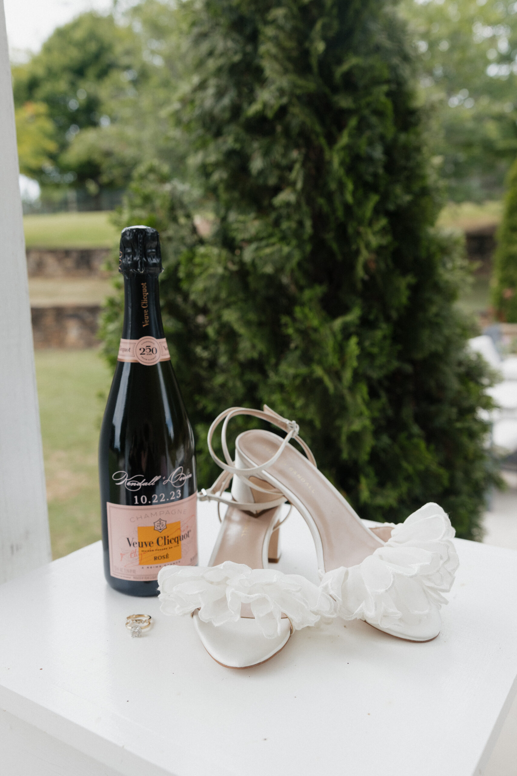 Pink Perfection – Walnut Hill Farm Wedding || Kendall & Devin ...